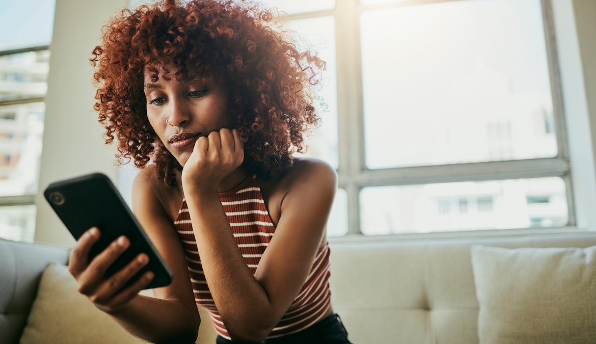 Why ‘Dry Texting’ Can Kill the Mood So Quickly—and How to... | theSkimm